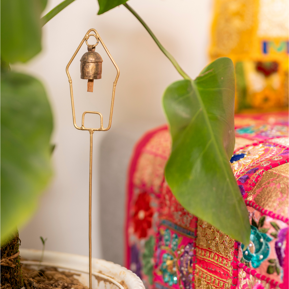 Assorted Kutch Bell Garden Stakes (Set of 5) for Garden Decor | Atrangi ...